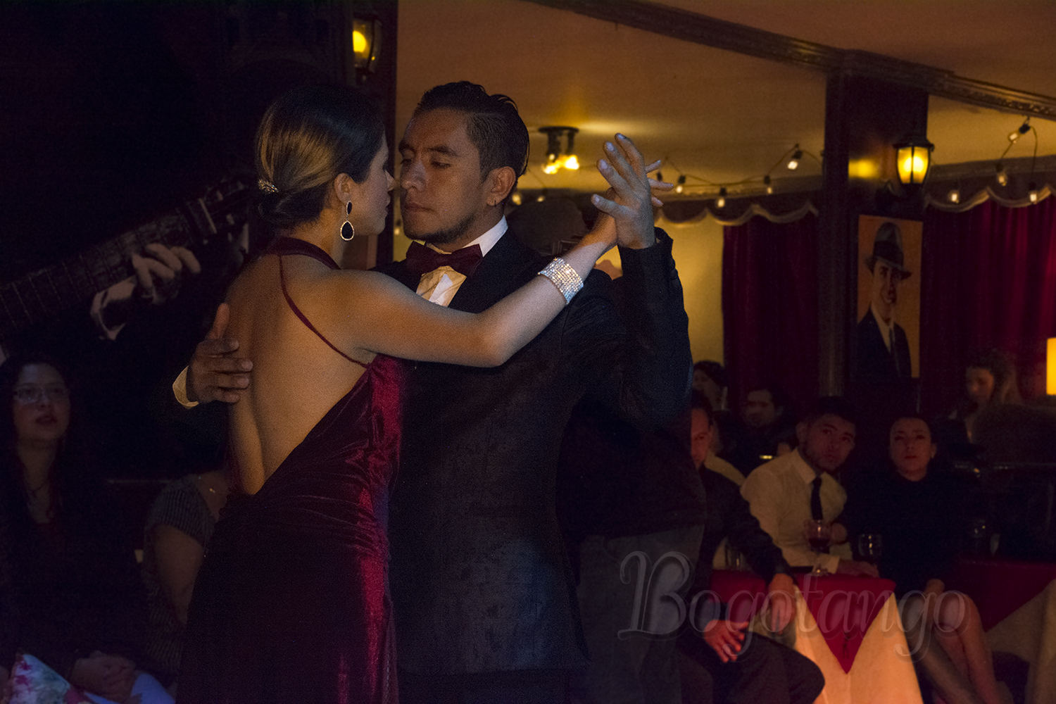 La Esquina con mucho Tango - Bogotango