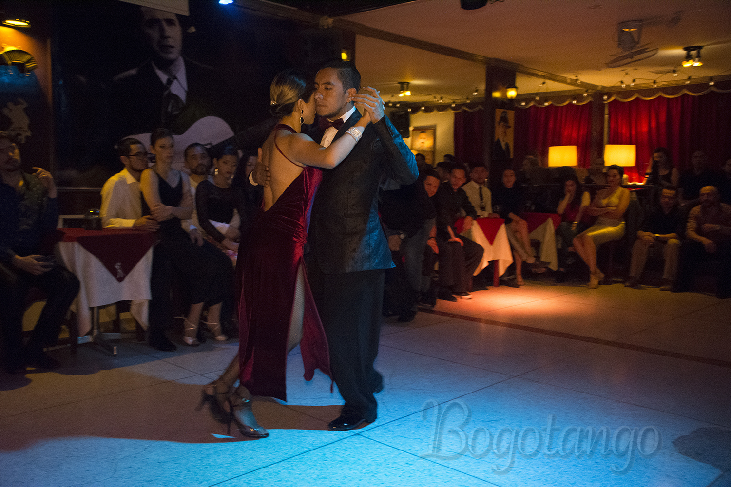 La Esquina con mucho Tango - Bogotango