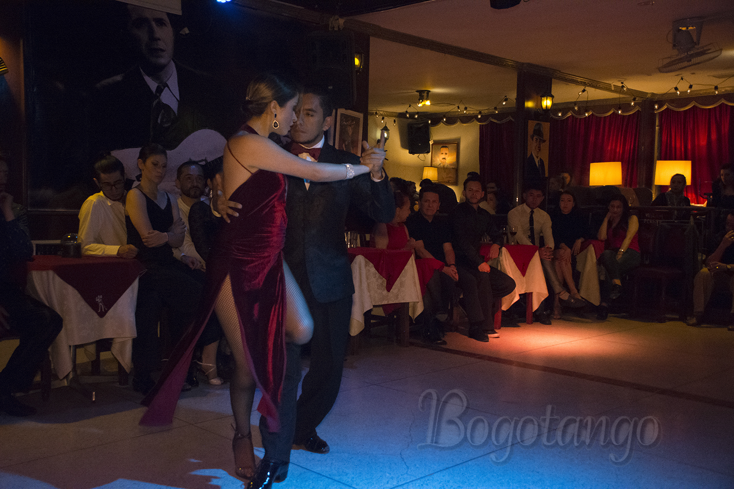 La Esquina con mucho Tango - Bogotango